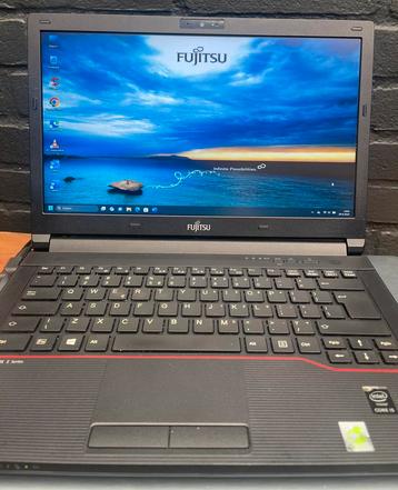 ≥ Partij Fujitsu i5 laptops per stuk of in 1 koop — Windows Laptops ...