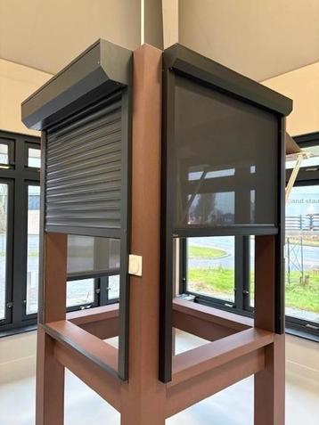 ≥ Showroommodellen zonwering — Zonneschermen — Marktplaats