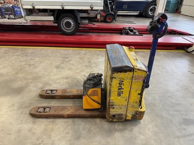 ≥ Gebruikte Stocklin elektrische pompwagen — Machines en Bouw ...
