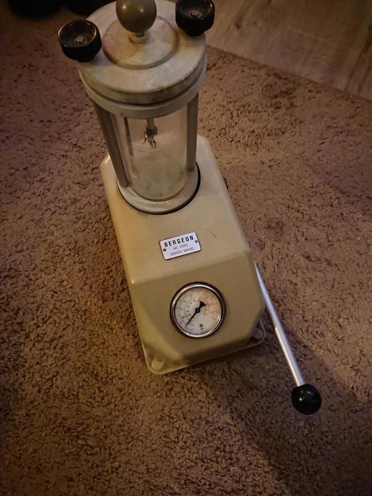 ≥ Horlogemakers Gereedschap Bergeon Nr.5555 Waterdicht Tester — Antiek ...