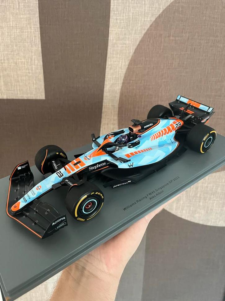 ≥ Williams Racing FW45 Alex Albon Spark 1:18 Gulf livery — Modelauto's ...