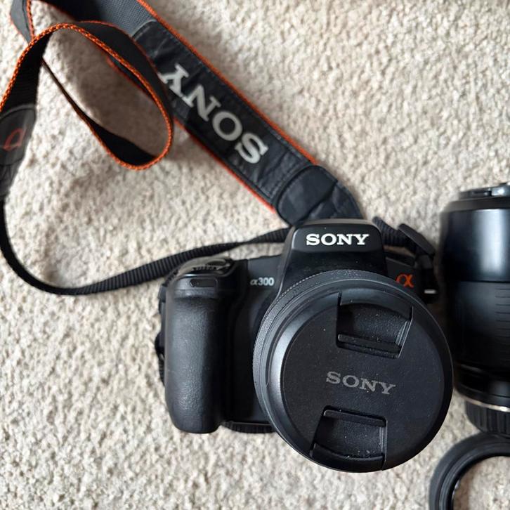 ≥ Sony Alpha DSLR-A300 met 2 lenzen en flitser — Fotocamera's Digitaal ...
