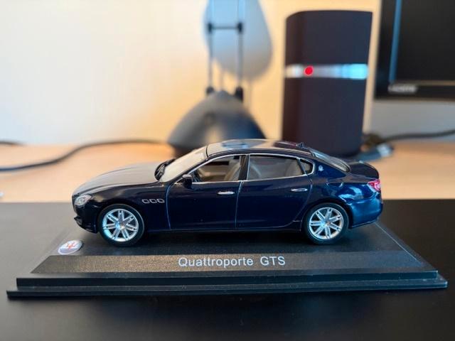 ≥ Whitebox Maserati Quattroporte GTS 2018 1:43 — Modelauto's | 1:43 ...