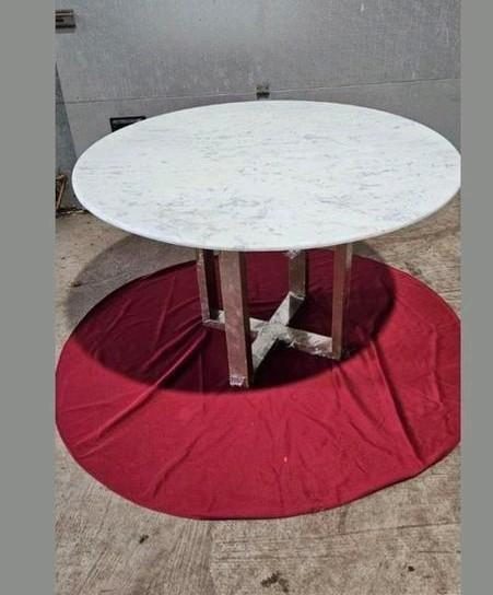≥ Rond Marmer Eettafel met Bronse Poot - 130cm — Antiek | Meubels ...