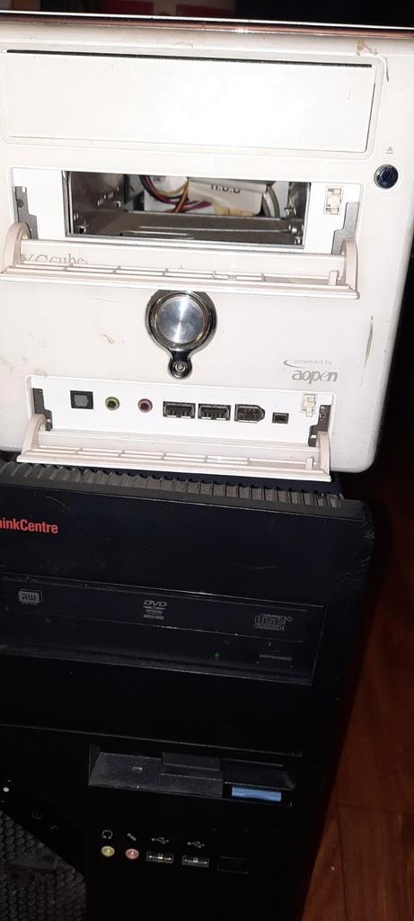 ≥ Partij 2 computers dvdspeler printer — Desktop Pc's — Marktplaats