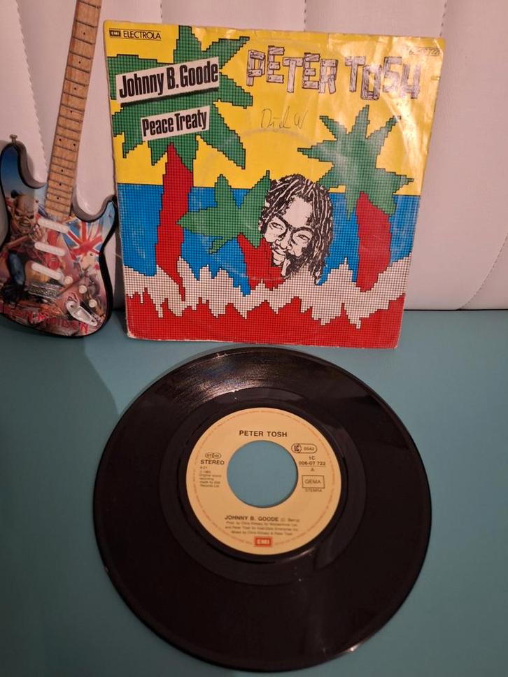 ≥ Peter Tosh - Johnny B. Goode / Peace Treaty 7" Single 1983 — Vinyl ...