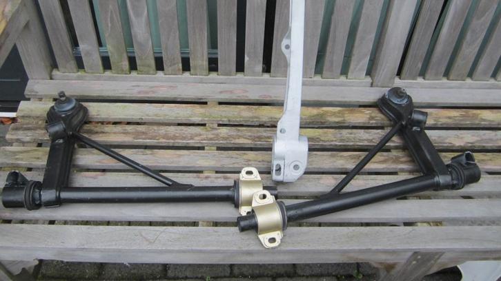 ≥ Porsche 911 luchtgekoeld draagarmen en balk — Ophanging en Onderstel ...