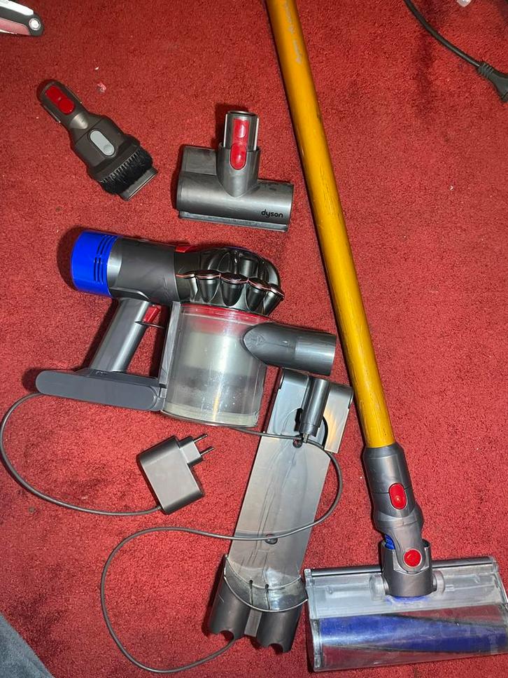 ≥ Dyson V8 Steelstofzuiger (Defect) - Voor de Handige Harry ...