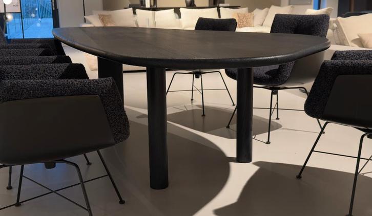 ≥ Van Rossum Kiezel eettafel - showroommodel — Tafels | Eettafels ...