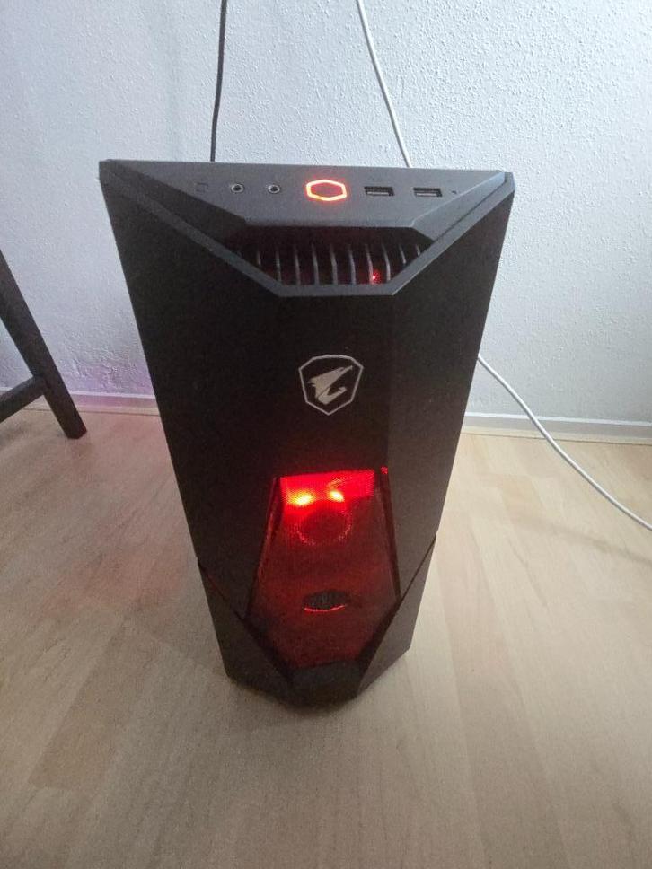 ≥ Goede pc te koop! 2080 super| i7-9700K |16gb ram | 1.5 TB — Desktop Pc's — Marktplaats
