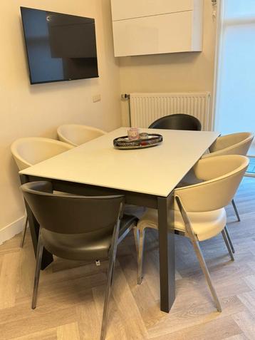 ≥ Eettafel ET20 uitschuifbaar 6 leder stoelen s500 Hulsta Now — Tafels ...