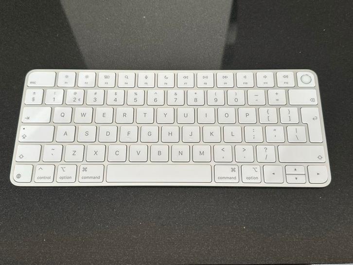 ≥ Apple Magic Keyboard met Touch ID — Toetsenborden — Marktplaats