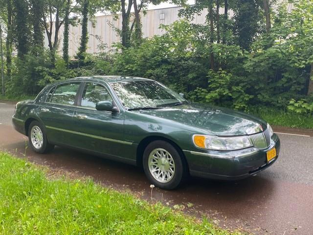 ≥ Lincoln Town Car 4.6 Signature V8 AUT BJ 1998 — Lincoln — Marktplaats