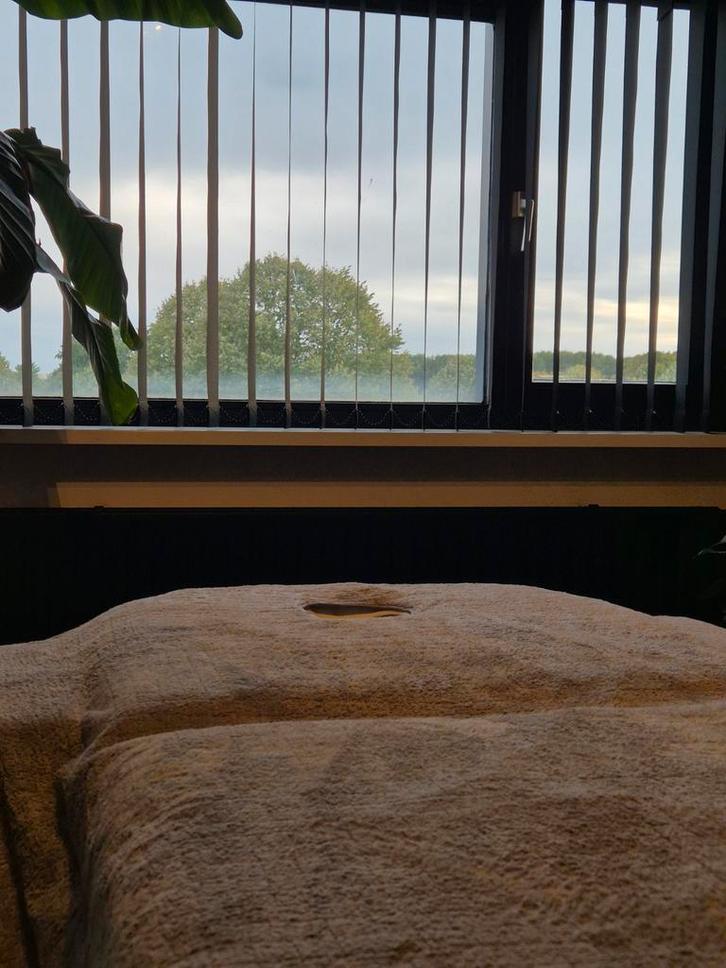≥ Massage en Wax salon voor hem & haar in Almere — Welzijn | Masseurs ...