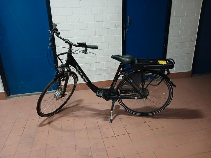 ≥ Hollandia Modena E-bike - Weinig gebruikt! — Elektrische fietsen — Marktplaats