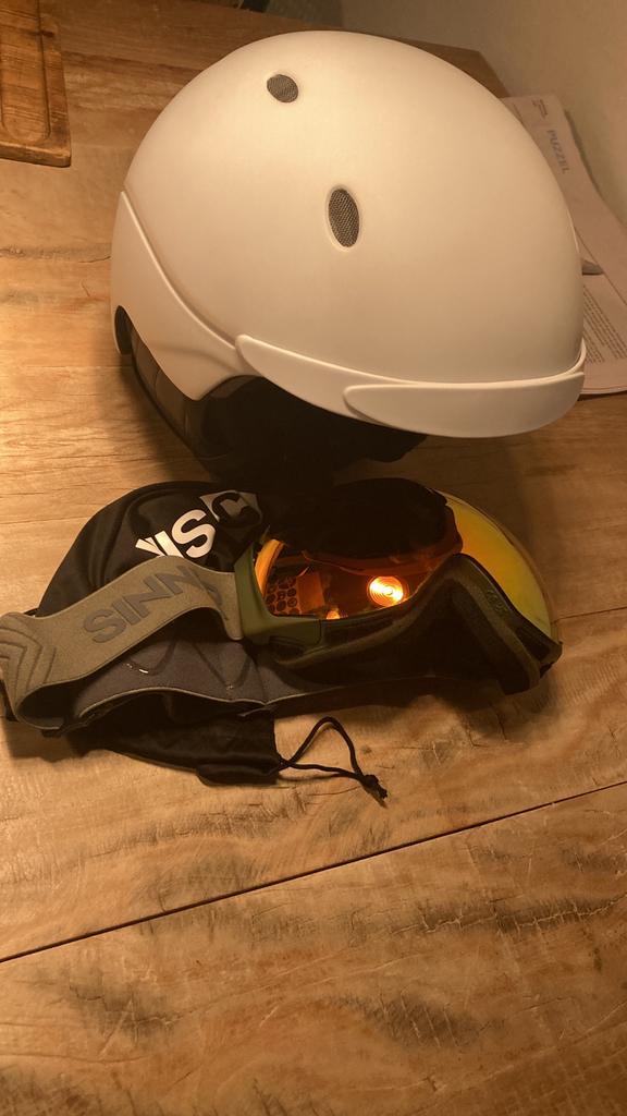≥ Ski helm en bril Sinner maat M — Skiën en Langlaufen — Marktplaats