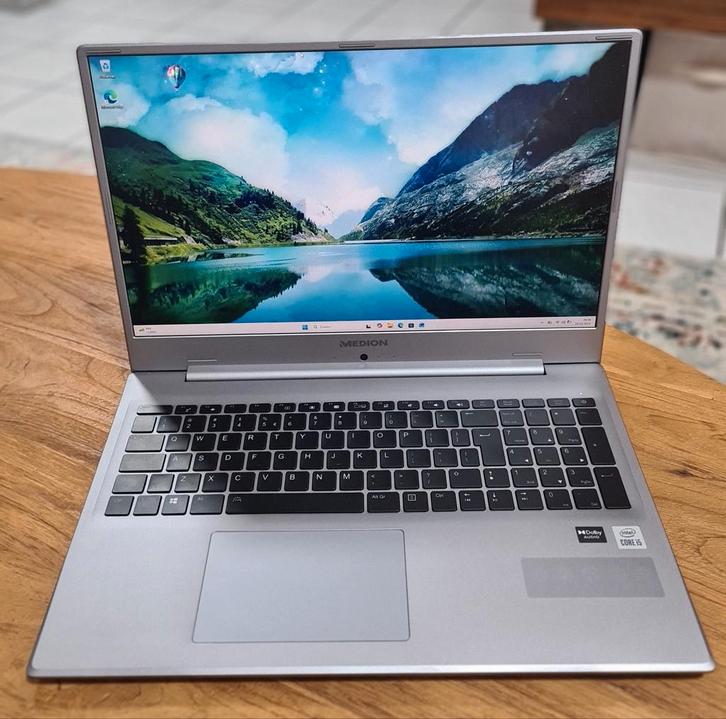 ≥ Medion laptop 17 inch - i5 10e ge 16GB - 256GB windows 11 — Windows ...