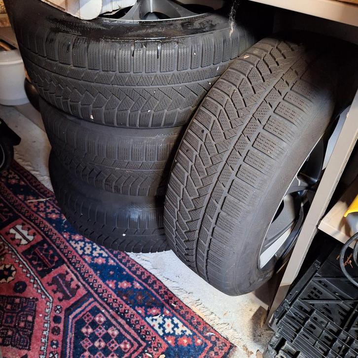 ≥ Mooie set winterbanden met velg — Auto-accessoires — Marktplaats