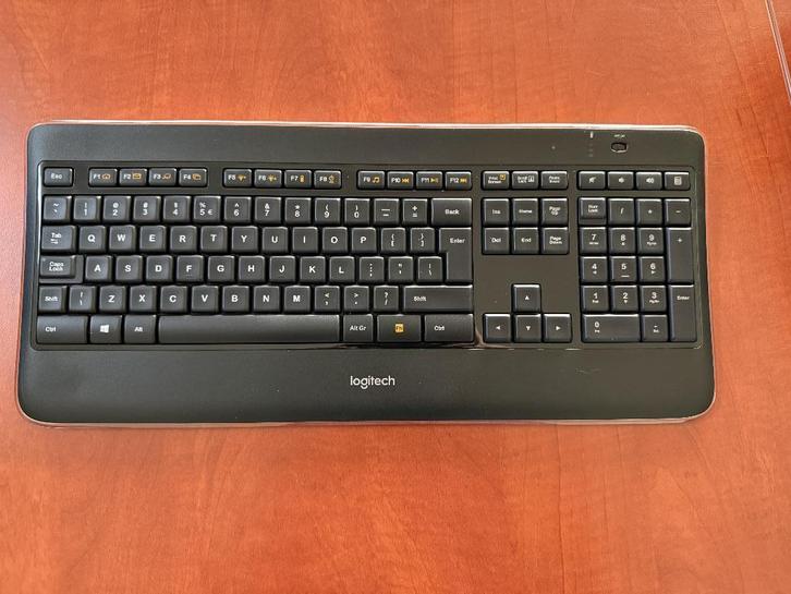 ≥ Logitech K800 — Toetsenborden — Marktplaats