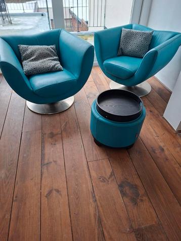 ≥ Stijlvolle KUKA fauteuils met bijpassende poef — Fauteuils — Marktplaats