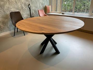 ≥ Uitschuifbare ronde tafel Rita eiken verjongd — Tafels | Eettafels ...