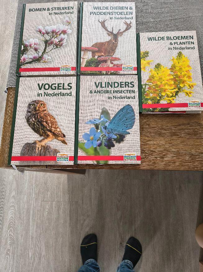 ≥ Postcodeloterij natuurboekjes 4 stuks — Natuur — Marktplaats