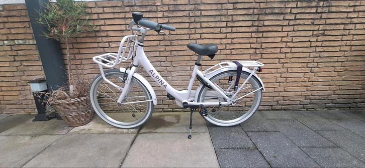 ≥ Alpina meisjesfiets 22 inch — Fietsen | Meisjes — Marktplaats