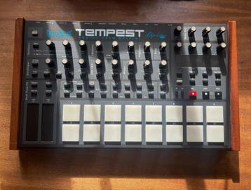 ≥ Dave Smith Instruments Tempest 6-Voice Drum Machine — Drumcomputers ...